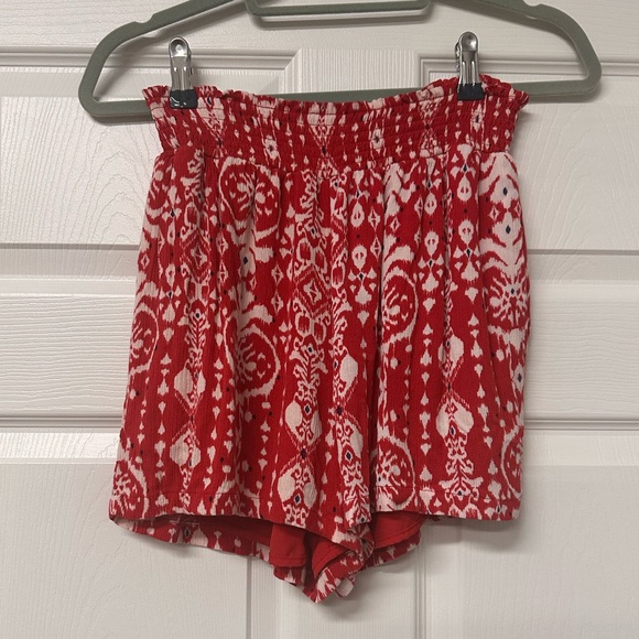 Knox Rose | Shorts | Knox Rose Pull On Flowy Shorts Red Pattern ...